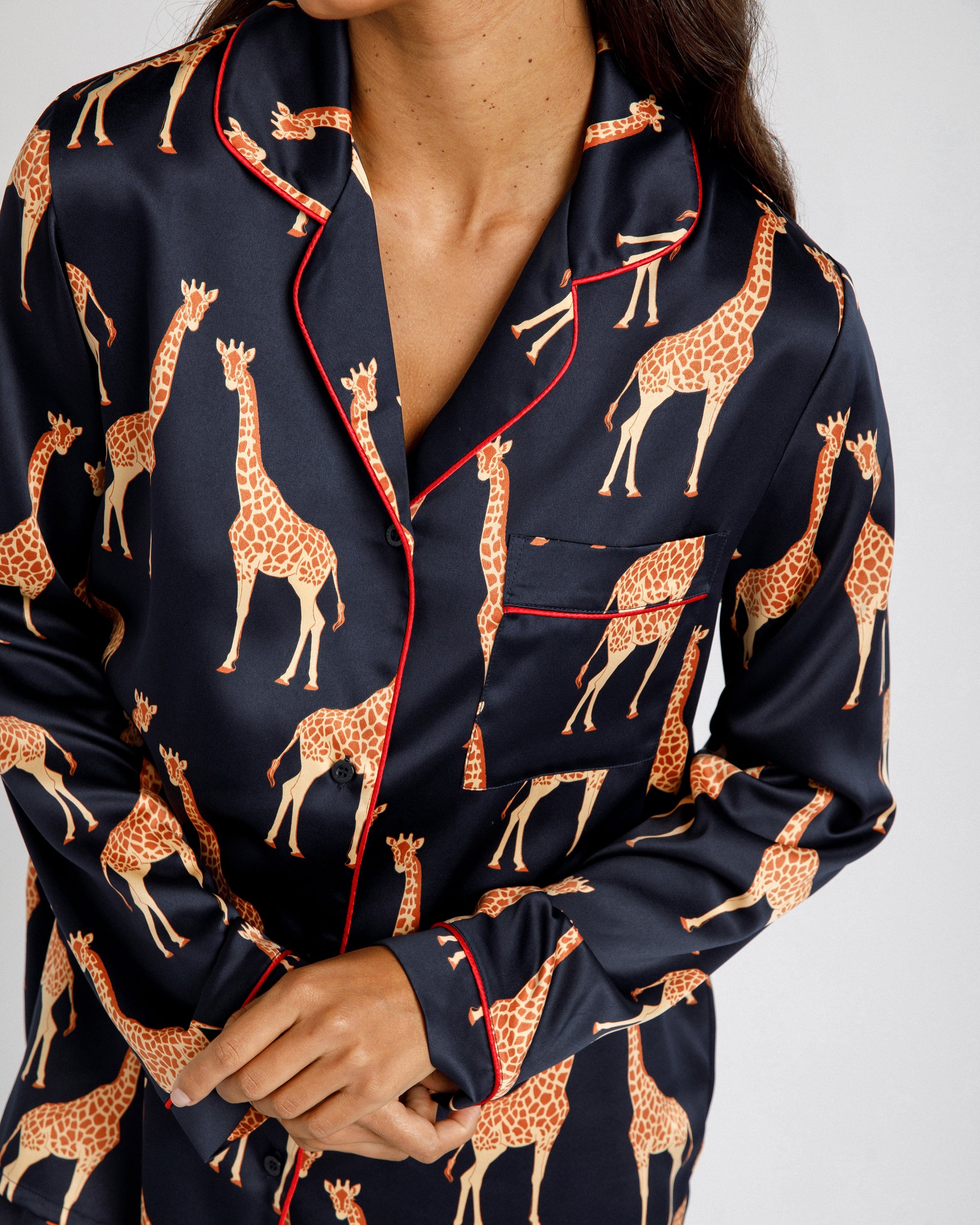 Satin Navy Giraffe Print Long Pyjama Set – Chelsea Peers