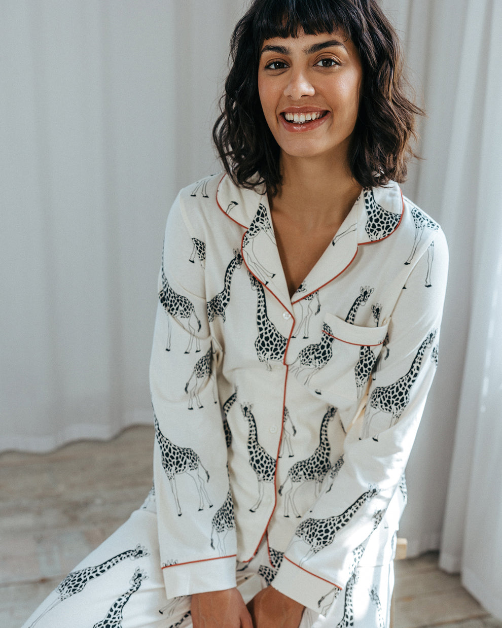Organic Cotton Giraffe Print Long Pyjama Set - Cream – Chelsea Peers