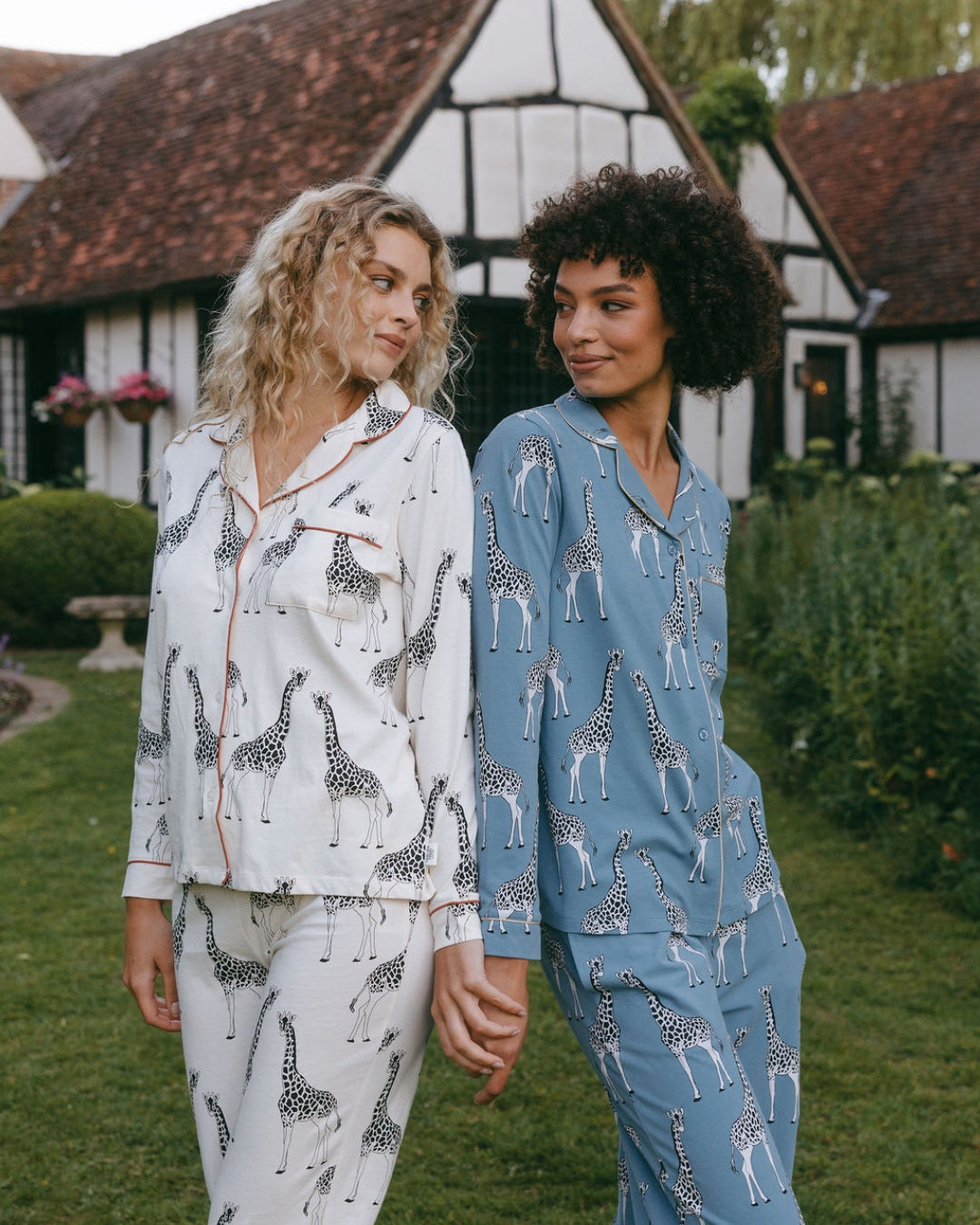 About Us – Chelsea Peers